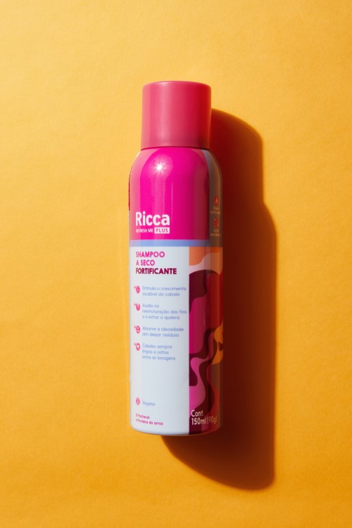 Conheça a nova linha de shampoo e condicionador a seco Ricca